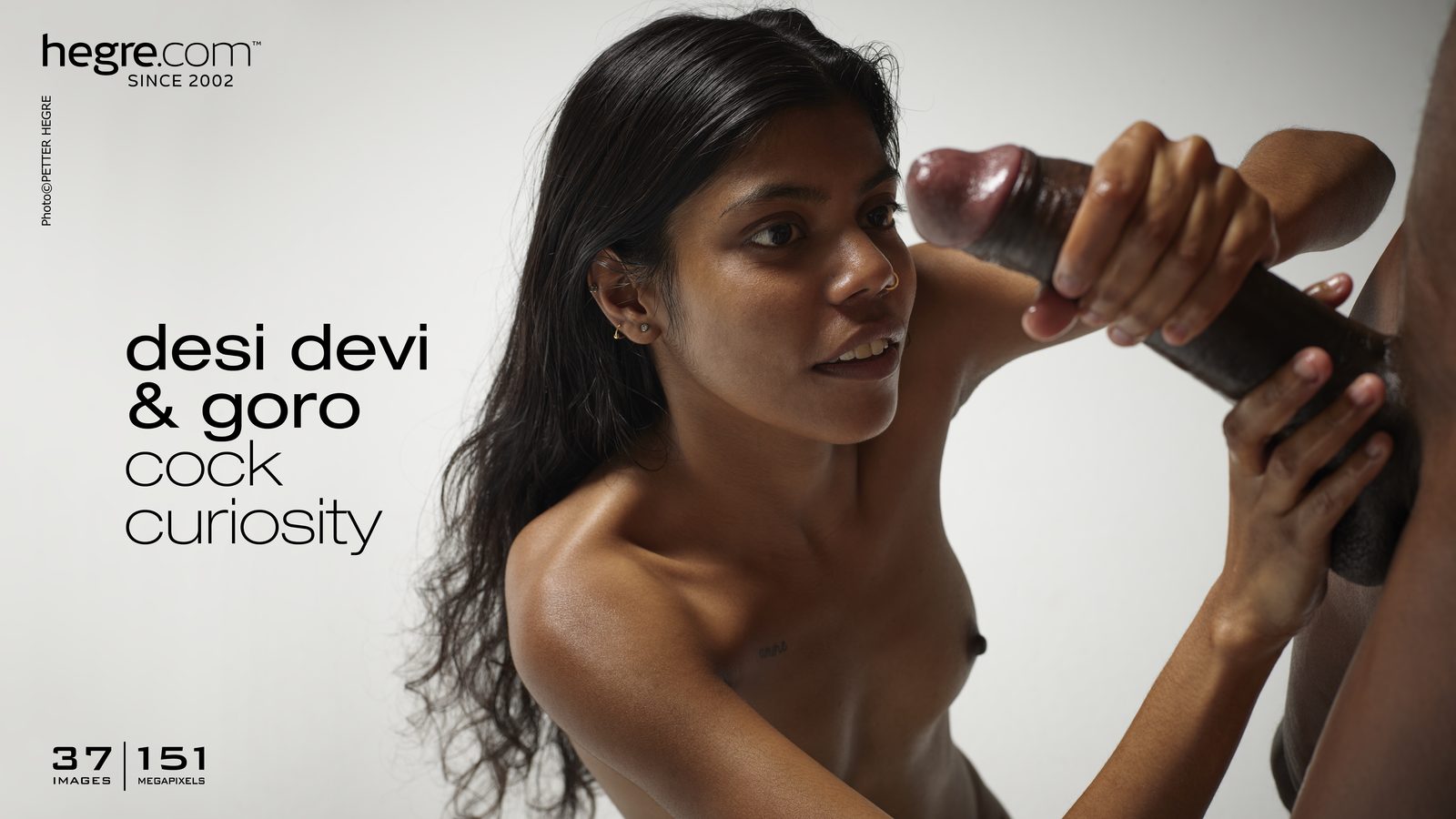 Desi Devi I Goro Powiększają Ciekawość